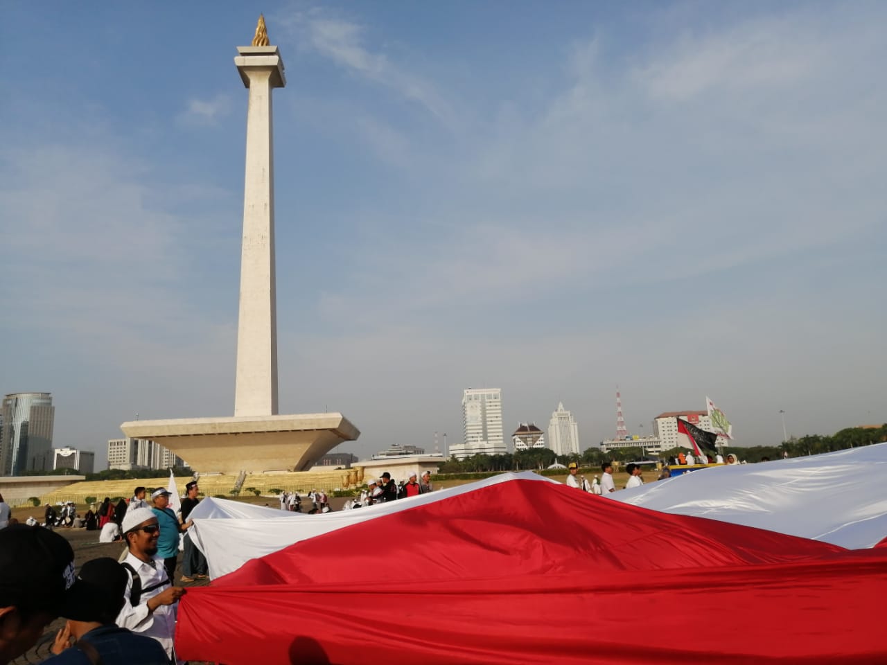 Rekomendasi Tak Keluar, Begini Konsep Reuni 212 di Masjid Az-Zikra ...